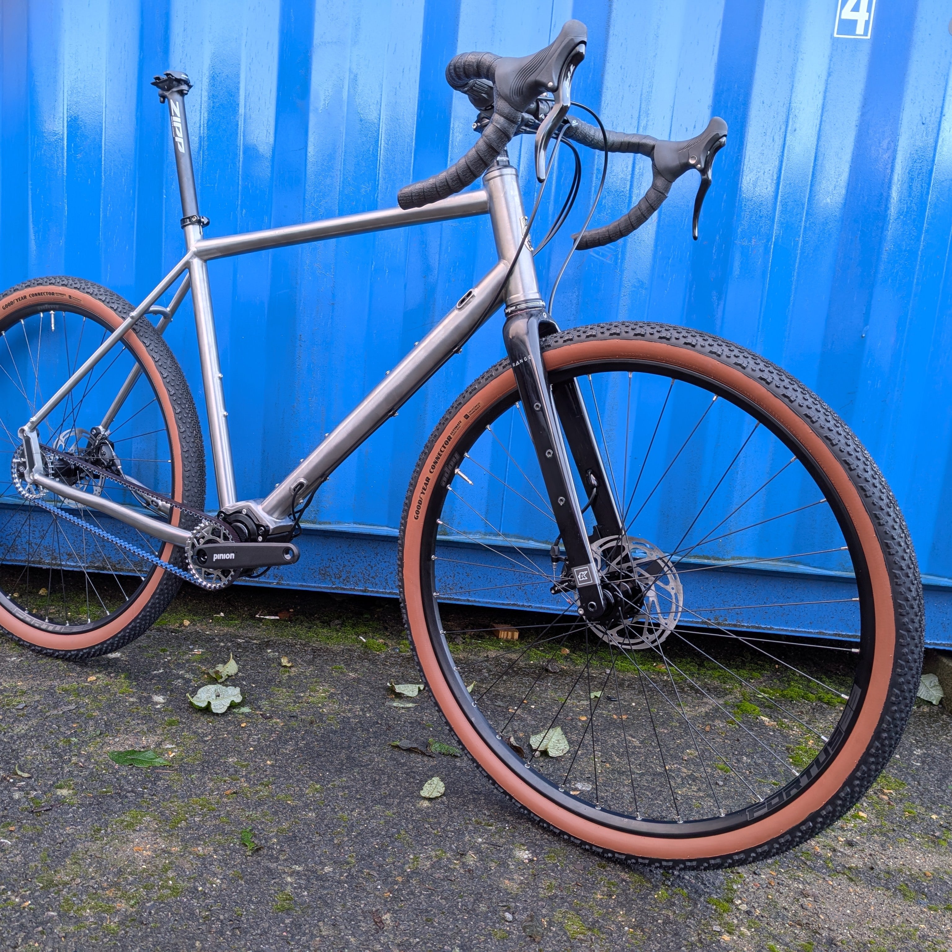 Eight Bells Pinion GearBox - Titanium Gravel Bike